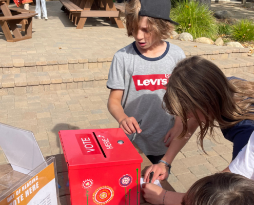 Day of Reading Votes Raptor Center - Oak Grove School